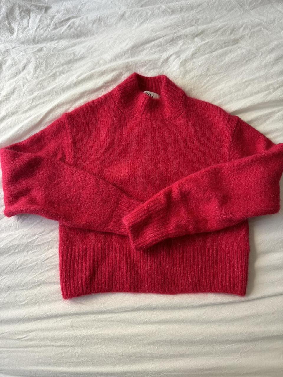 Cos pink sweater S - Depop
