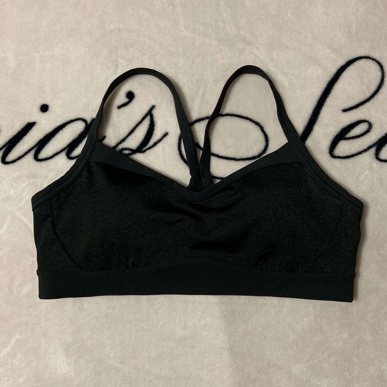 Athleta Vital Sheen Bra • No Flaws Has Padding 🖤 | Depop