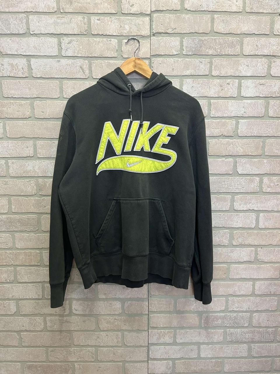 Nike Cursive print hoodie Size L - Depop