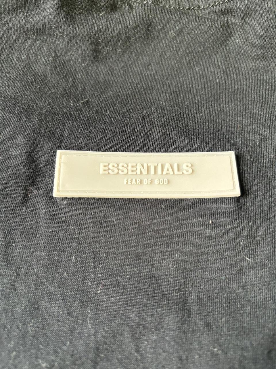 Men’s large 1977 essentials T shirt - Depop