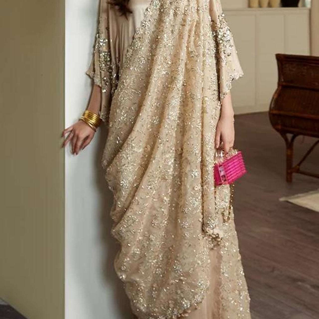 Suffuse by sana yasir Gold dress - Depop