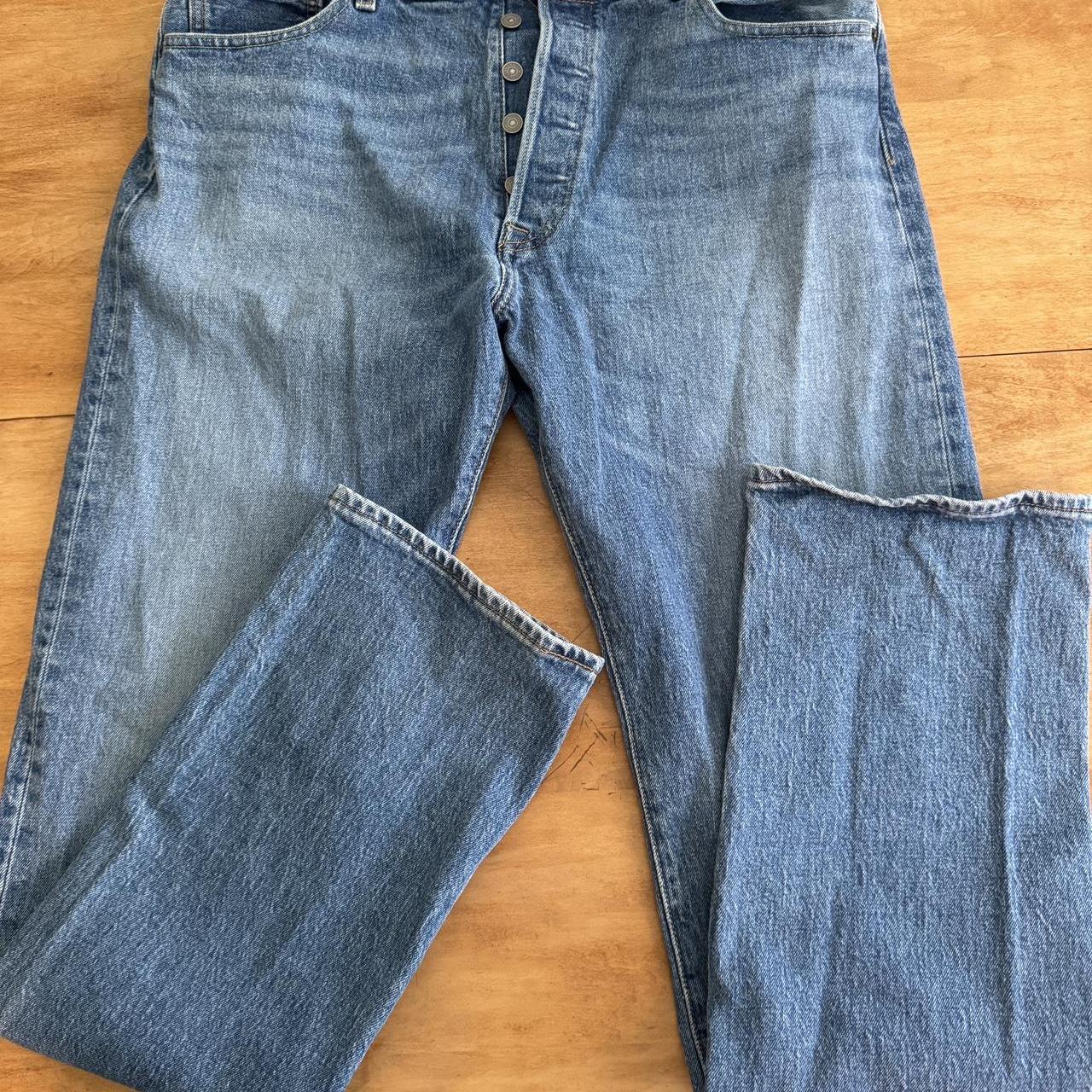 Men's Levi's 501 button-up jeans jeans | Depop