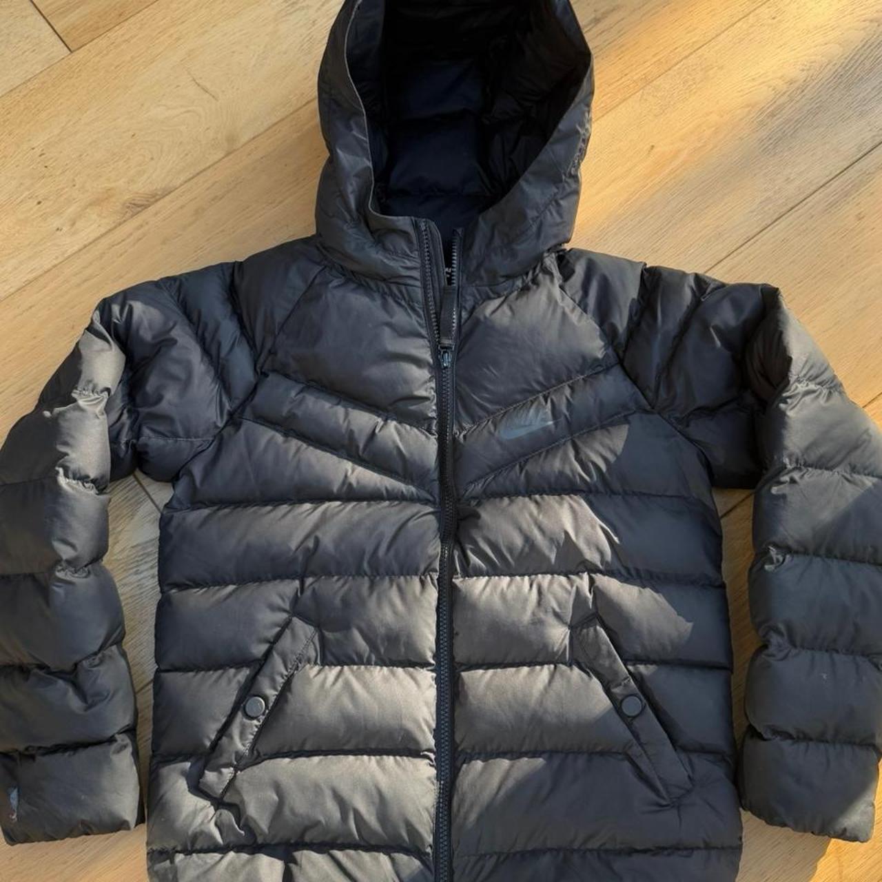 Kids Nike puffer coat Size kids M/10-12 Great... | Depop