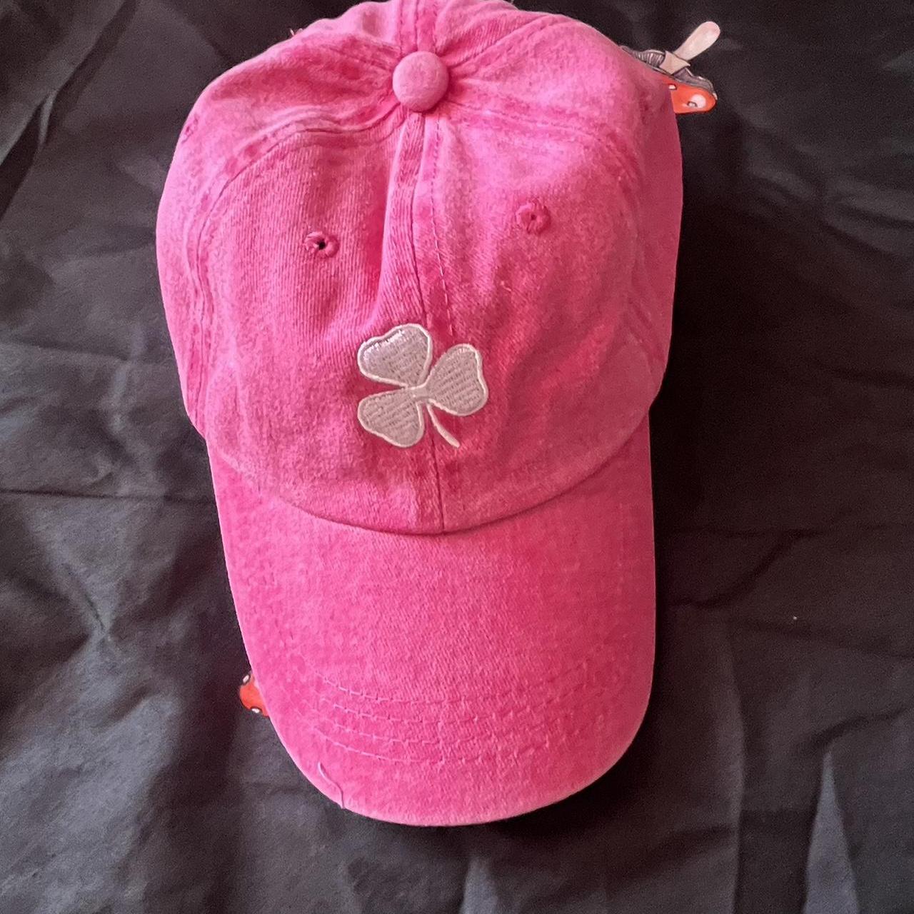 cute y2k early 2000s hat with 3leaf clover display - Depop