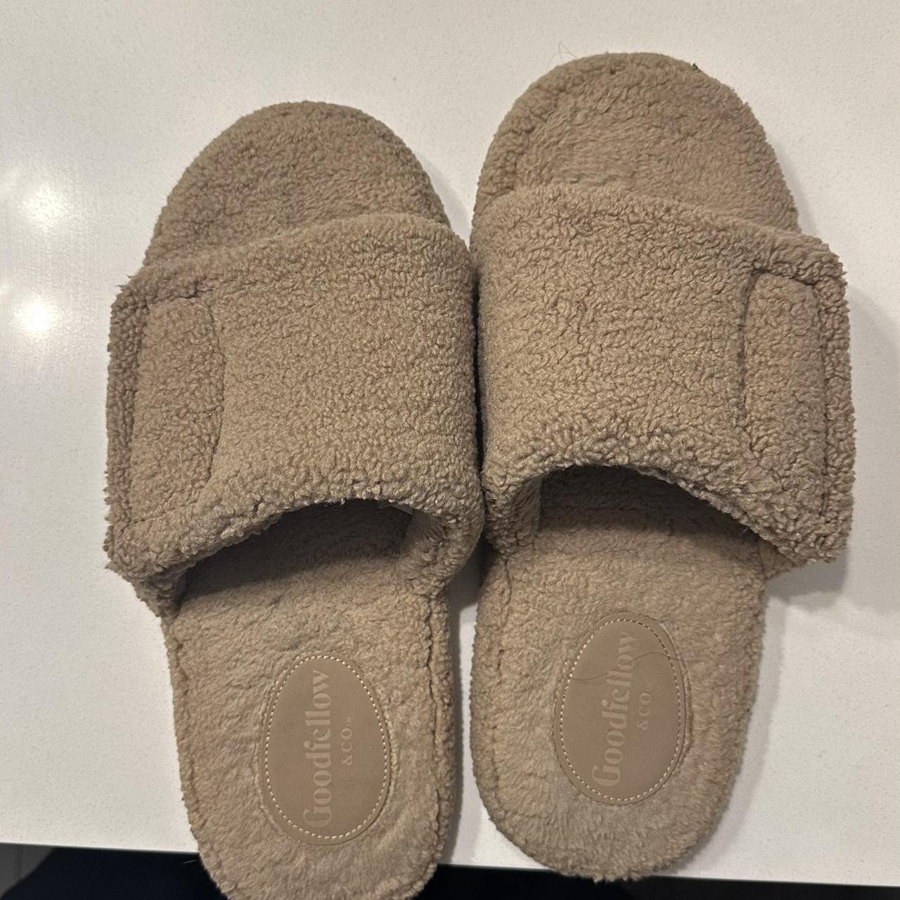 Discontinued Original Goodfellow Cream Furry slides... | Depop