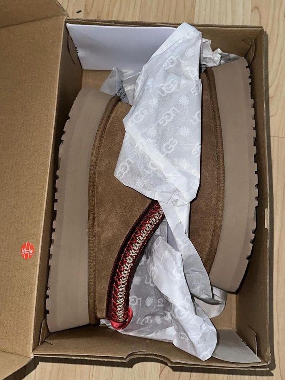 Uggs Original Receipt In box - Depop