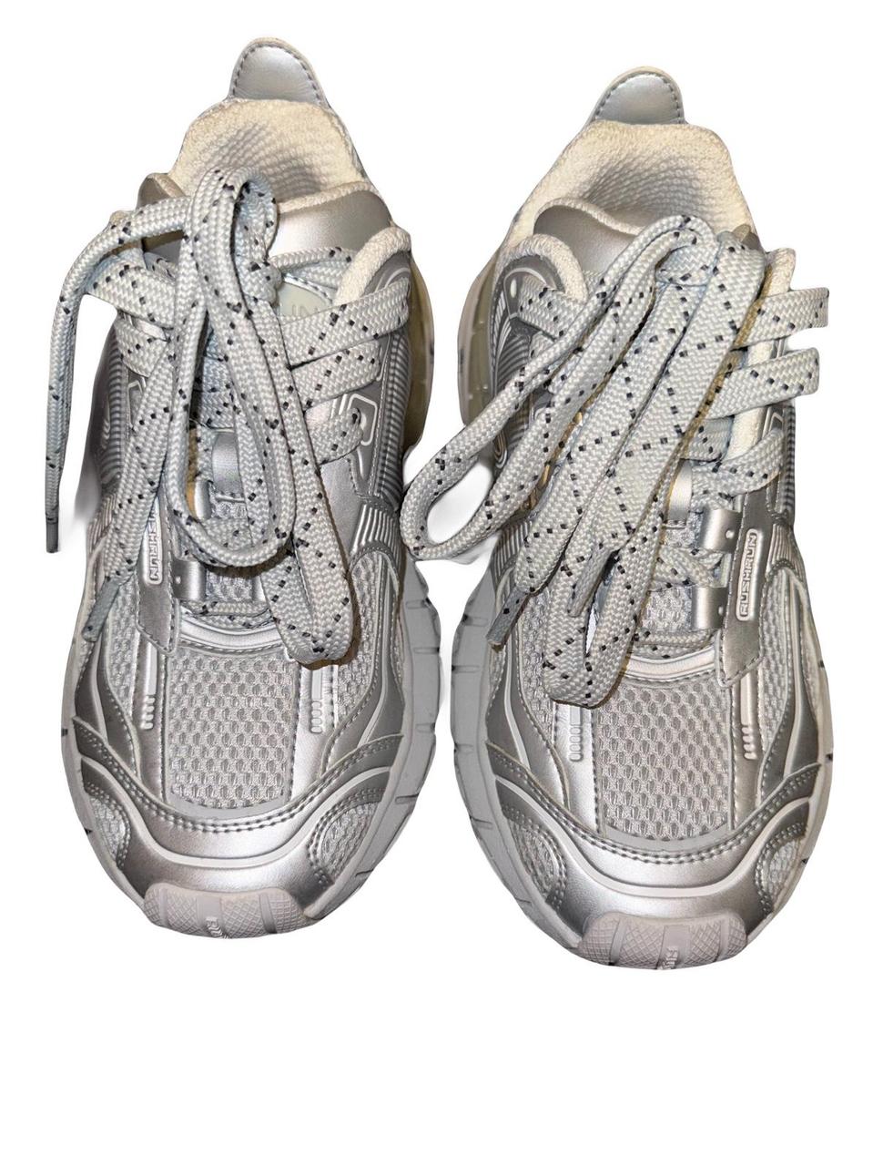 Light Grey Rush Run Rushrun Wagon Size: US mens 7... - Depop