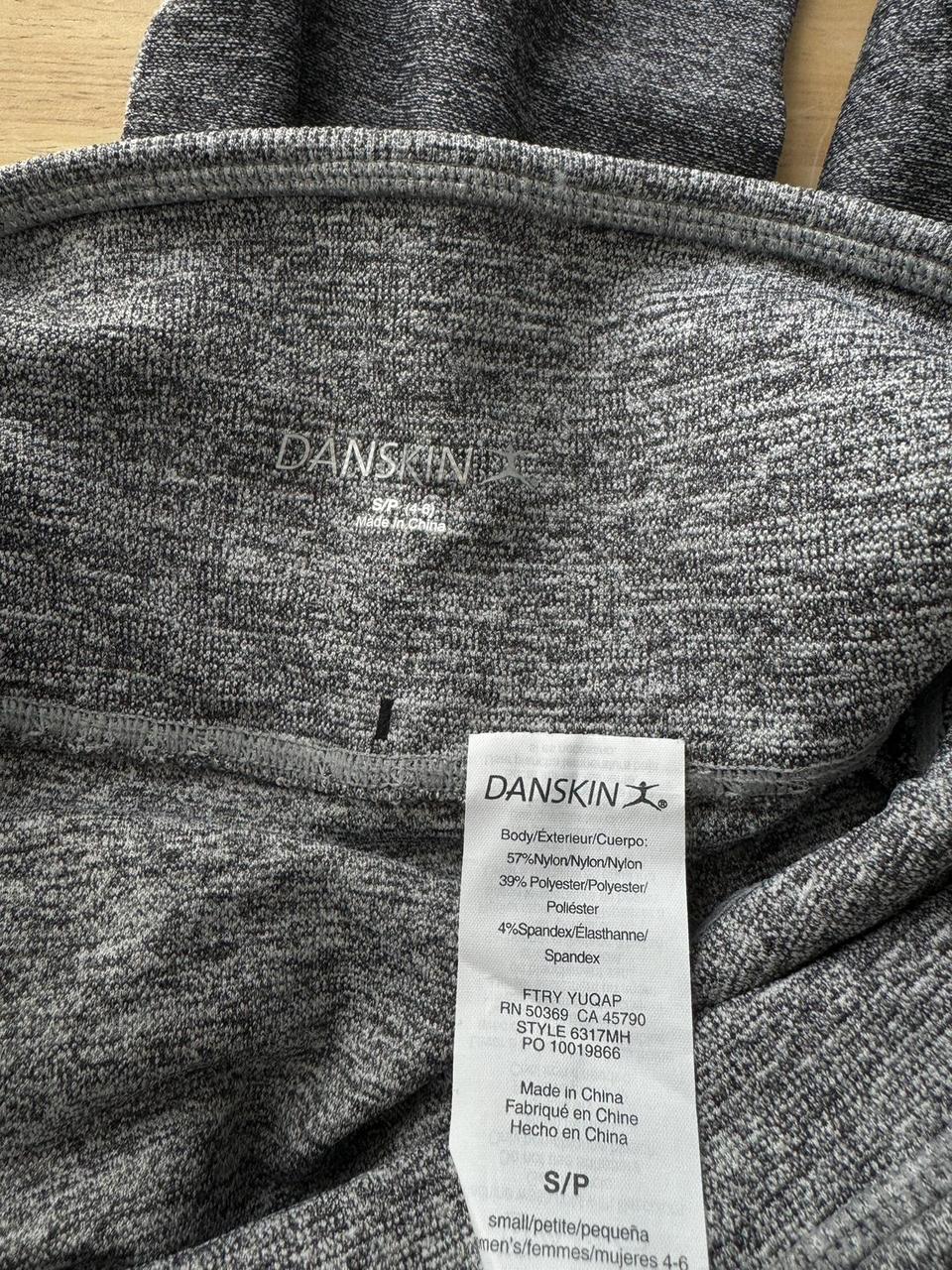 Danskin gray leggings Ribbed texture towards... - Depop