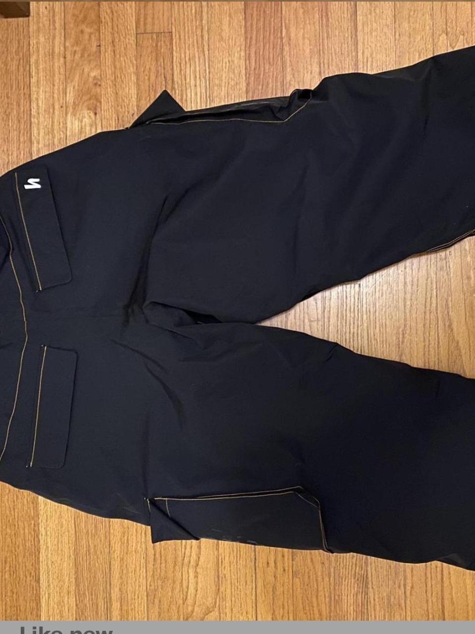 Harlaut Apparel Baggy cargo snowpants Black with... - Depop