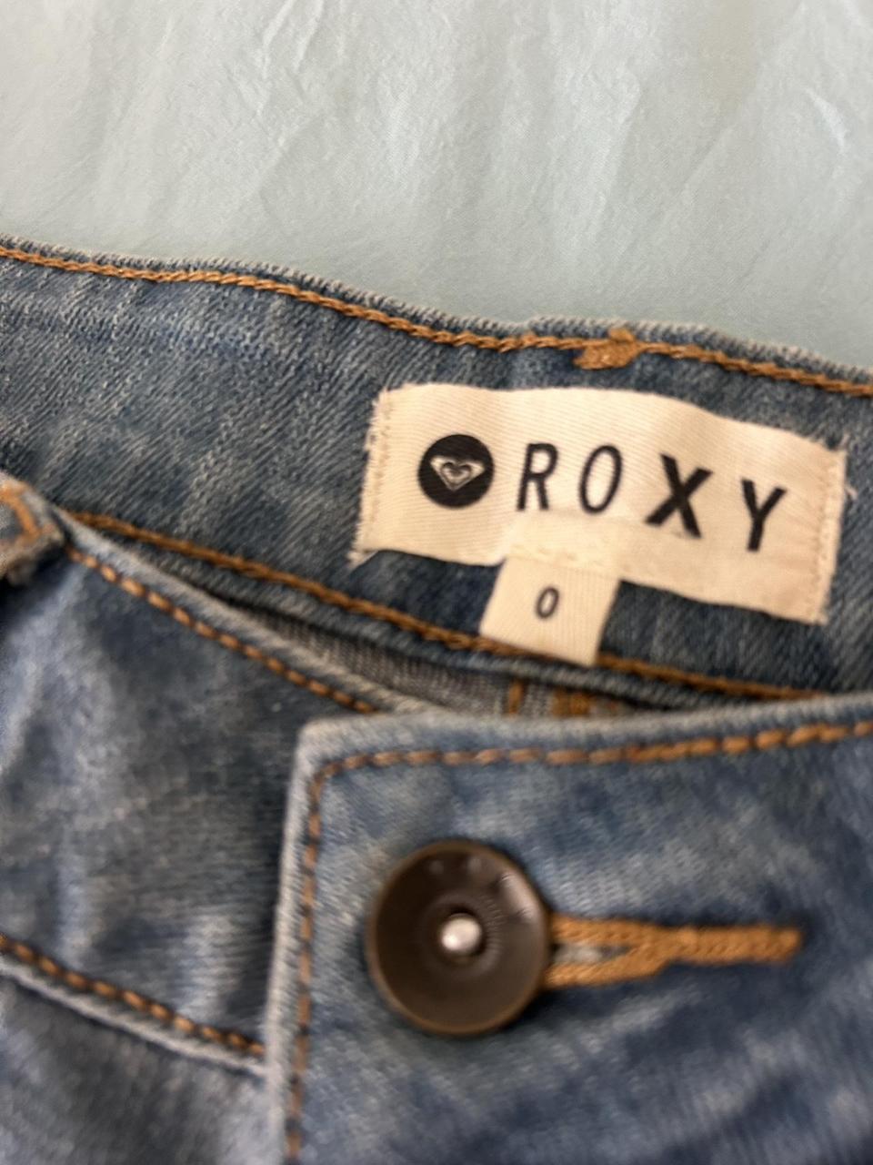 vintage roxy shorts - low rise - size zero - gives... - Depop