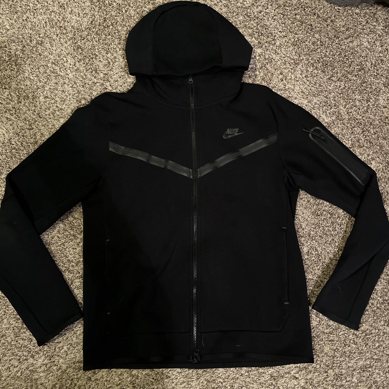 Black Nike Tech Fleece jacket Will come with the... | Depop
