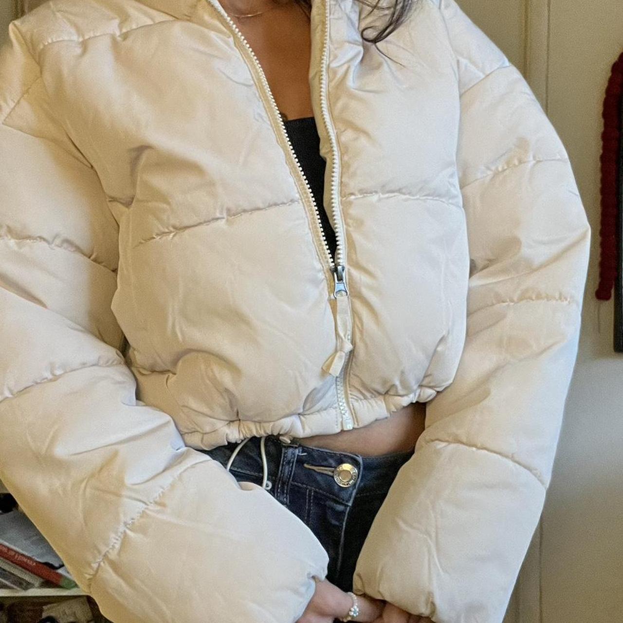 H&M Cream puffer jacket Size XS - Depop