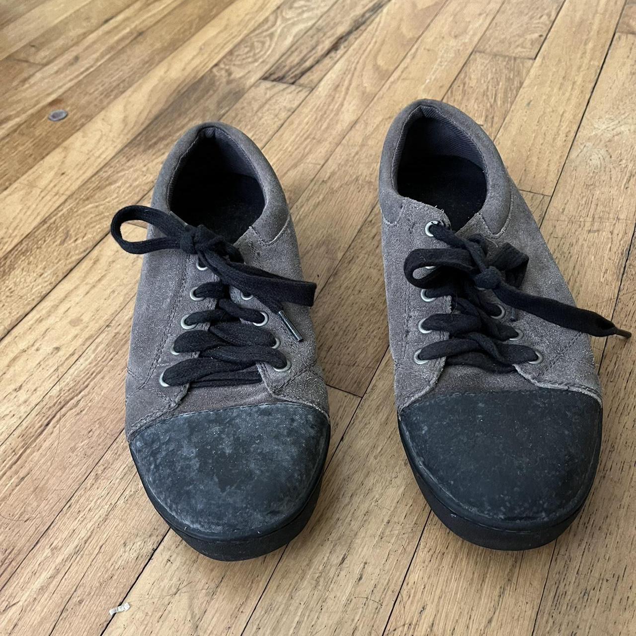 Mozo shoes. A little dirty but no flaws. Suade type... - Depop