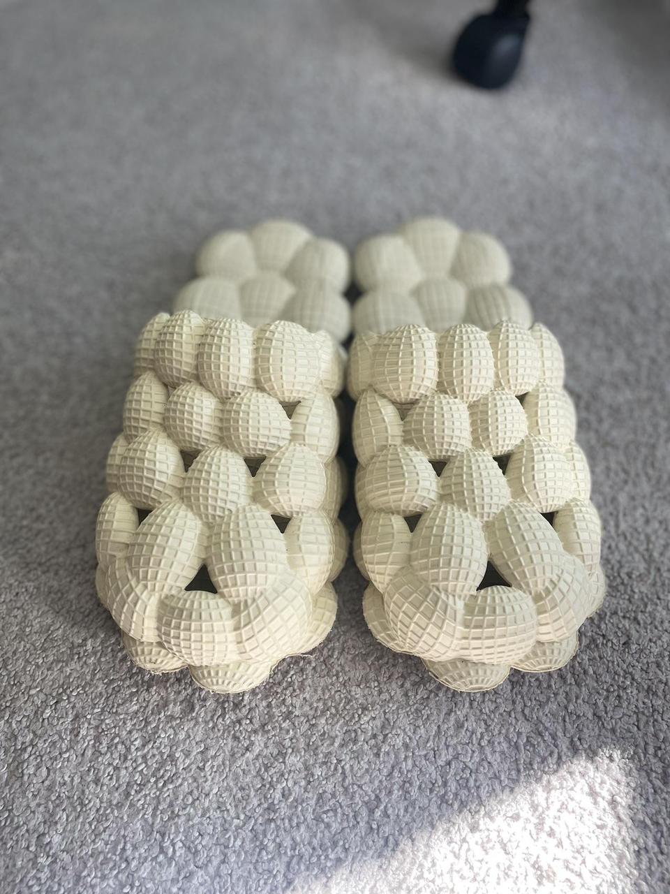 Tan bubble slides Size 10 mens - Depop