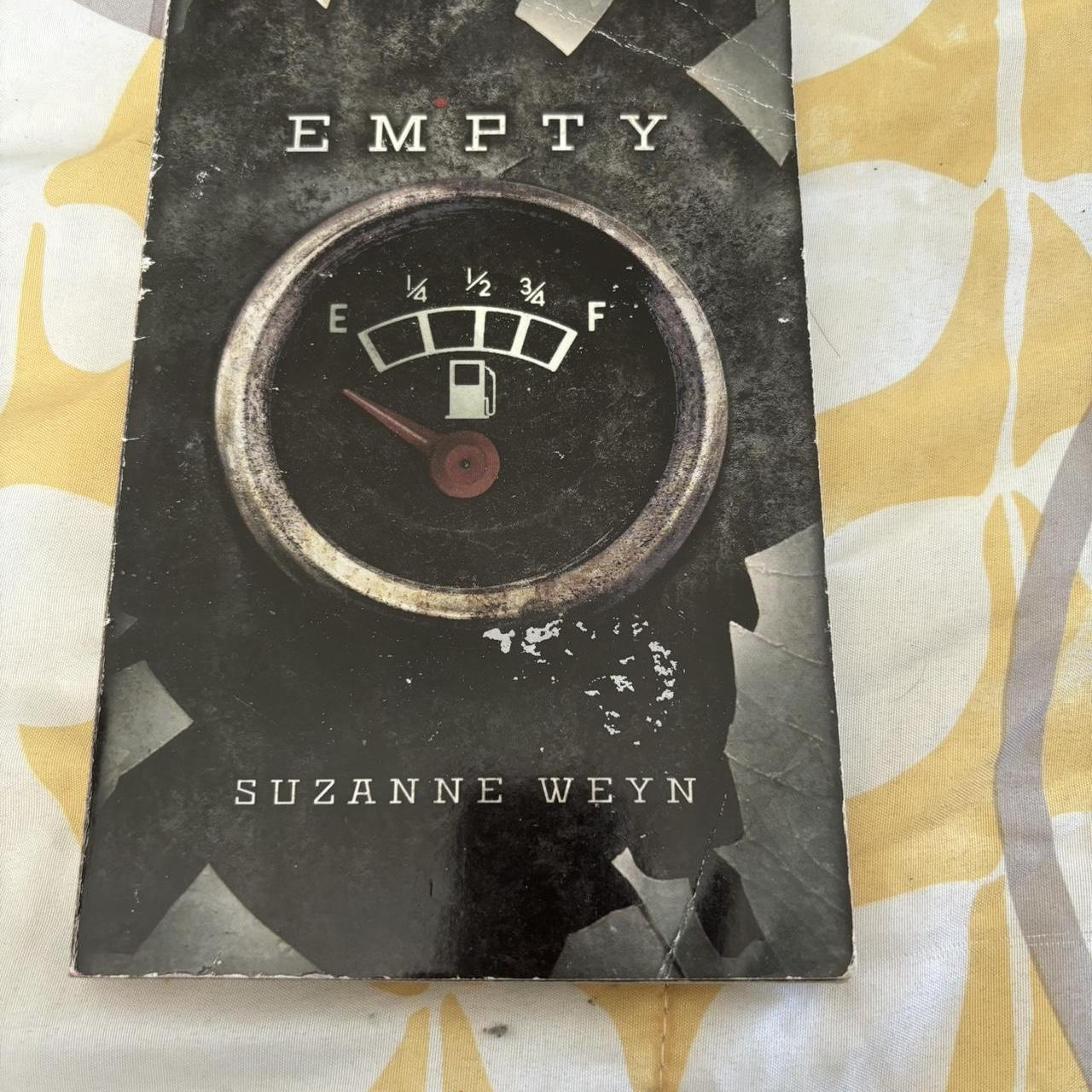 A book called Empty - Depop