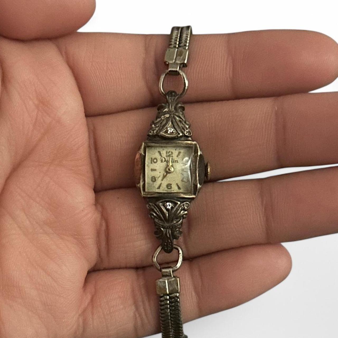 Dorlin watch Doesn’t work but cute still 🤩 For... | Depop