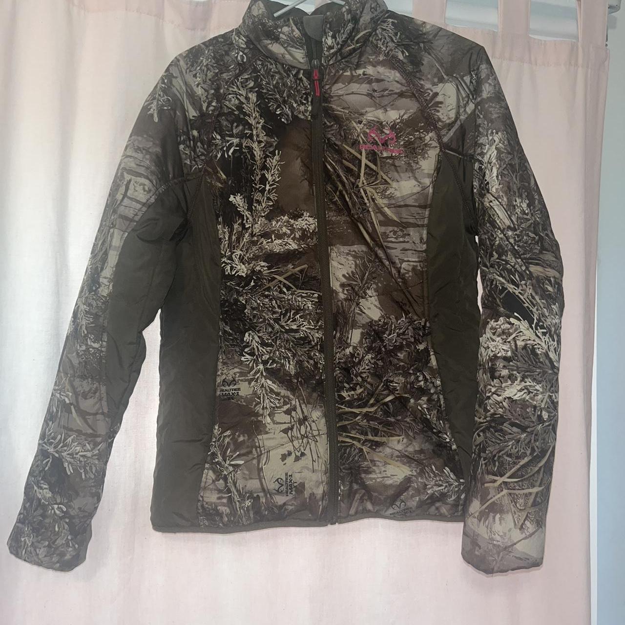 insulated real tree camouflage jacket brand new... - Depop
