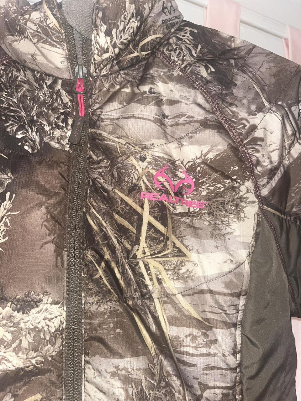 insulated real tree camouflage jacket brand new... - Depop