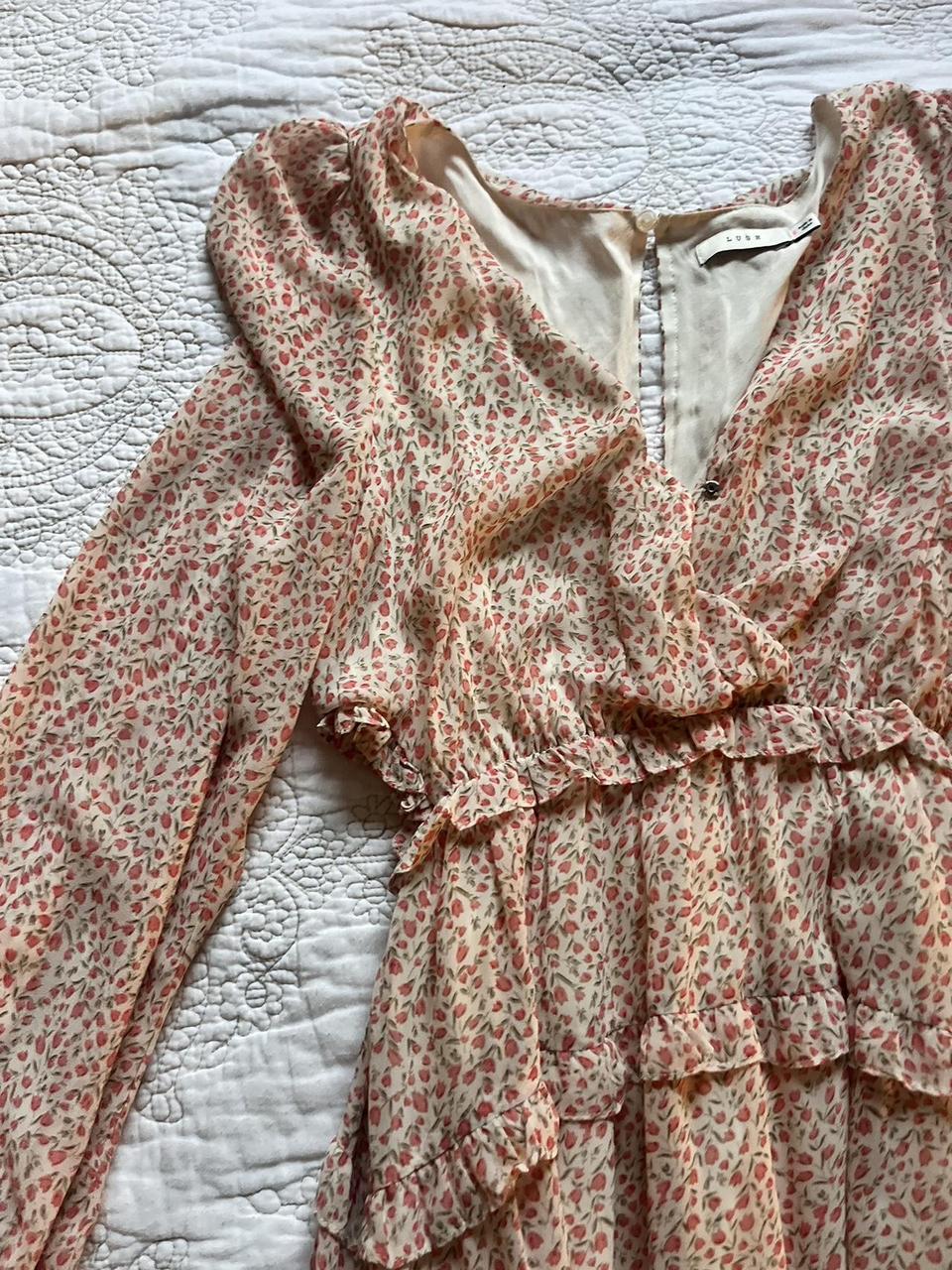Lush dress so cute perfect for everything! Soze S - Depop