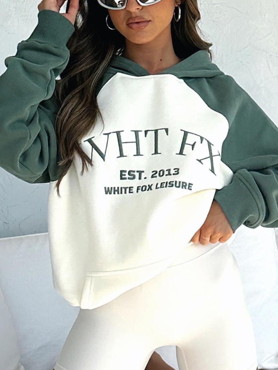 ˚ʚ♡ɞ˚white fox set ˚ʚ♡ɞ˚ never worn! hoodie is sz... - Depop