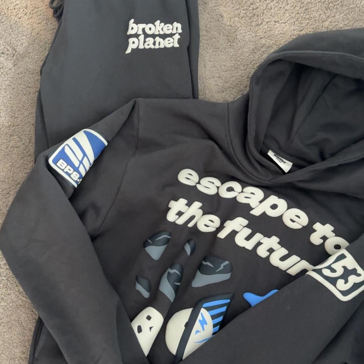 AUTHENTIC FULL SET BROKEN PLANET TRACKSUIT DM FOR... - Depop