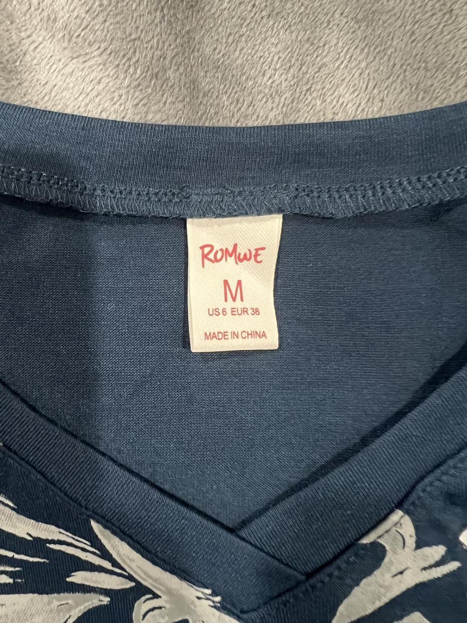 Romwe grunge shirt Size medium Never worn - Depop