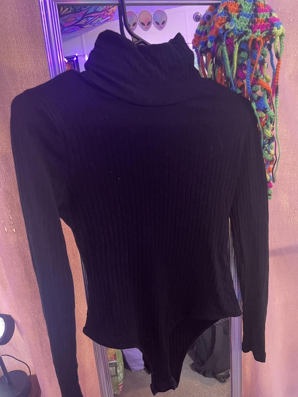 Turtle neck body suit - Depop