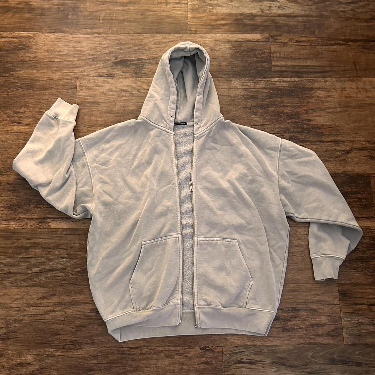 Grey brandy Melville oversized jacket with hood - Depop