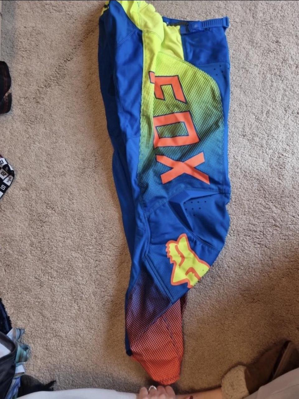 Fox racing bottoms padded - Depop
