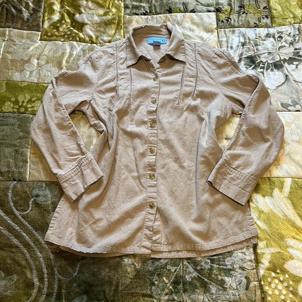 Vintage Tan Button Up w/ Lace Detailing Size says... - Depop