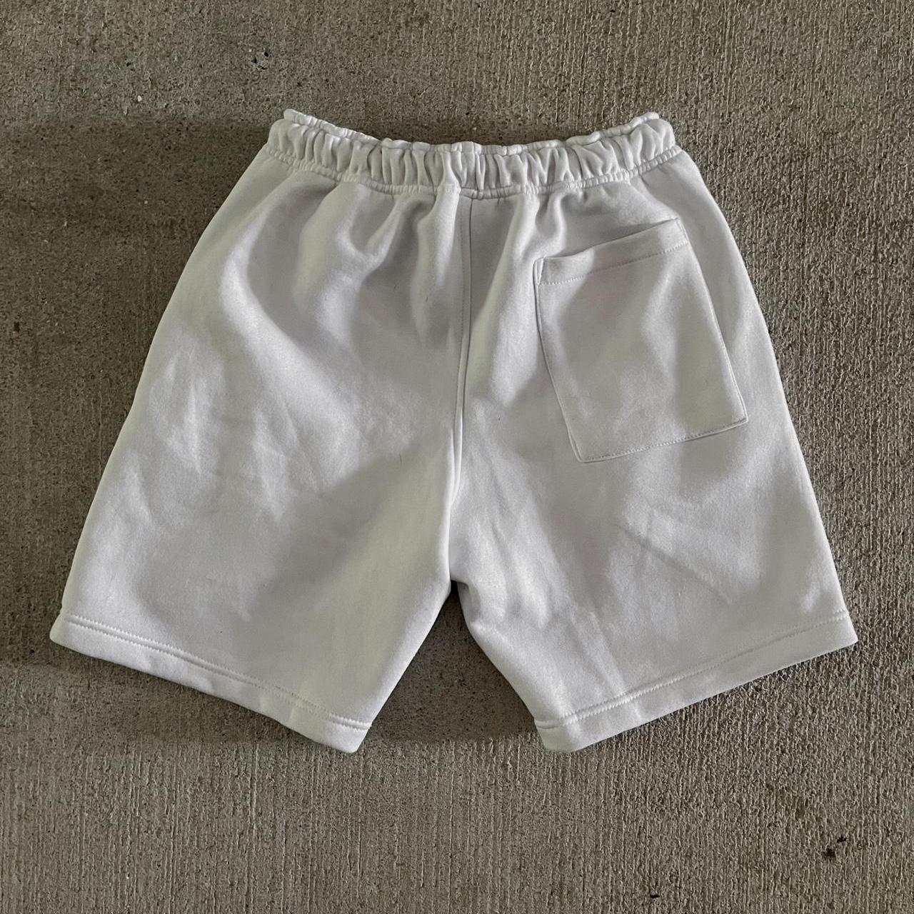 TRUE TO SIZE metal buttons 2 metal pockets 1 back... | Depop