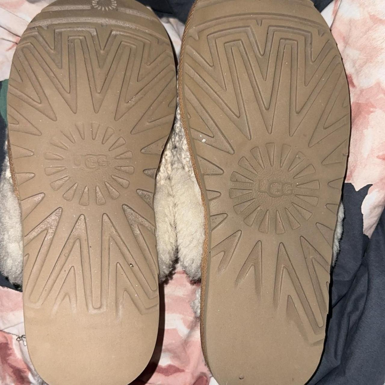 UGGS cozy cream knit slippers (size 6) | Depop