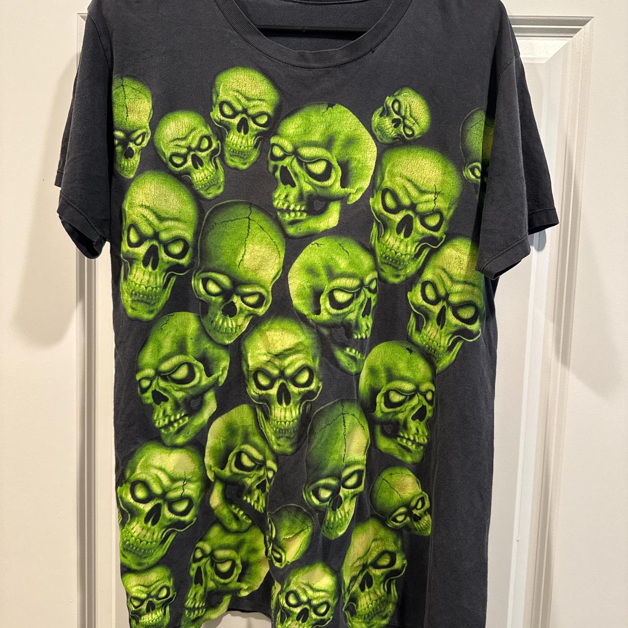 Vintage 707 skull pile tee size: medium or large ?... | Depop