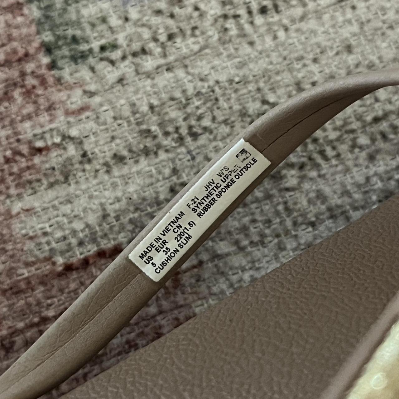 Tan Reef flip flops size 5 Great condition #reef... | Depop