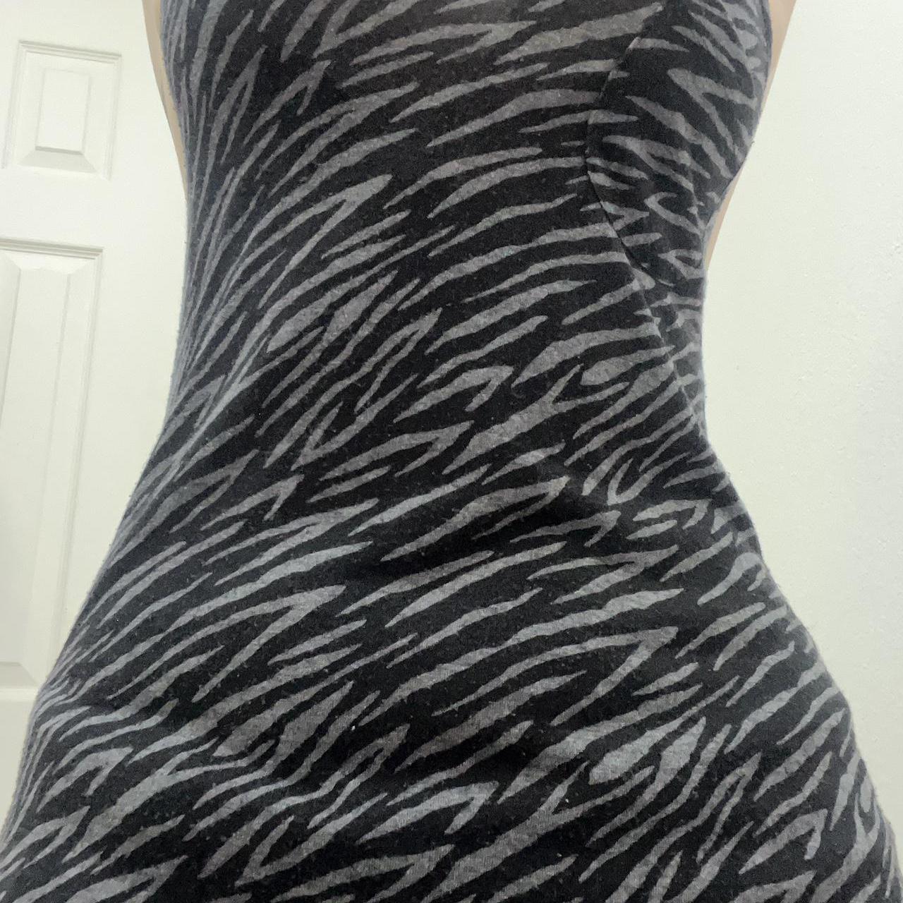 zebra print tank top • 2000s fitted zebra top •... | Depop