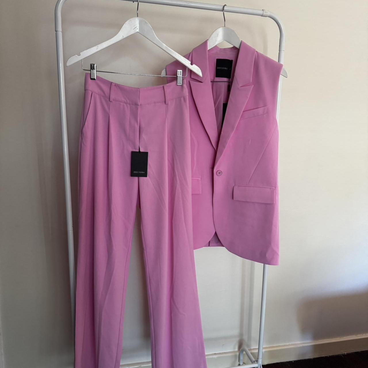 BNWT Decjuba Pink suit set - blazer and pants | Depop