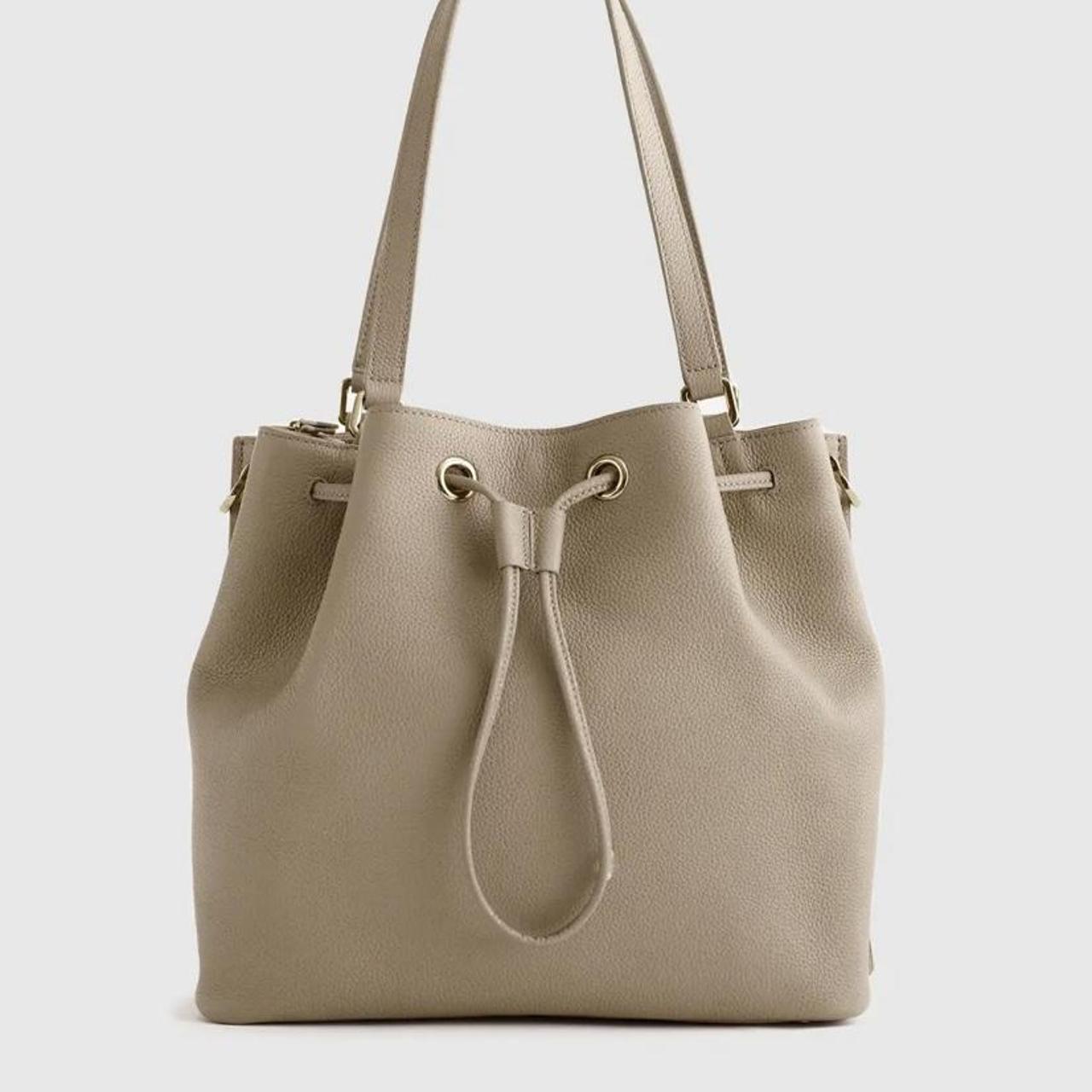 Italian leather purse from Quince 💗 I love this bag... - Depop